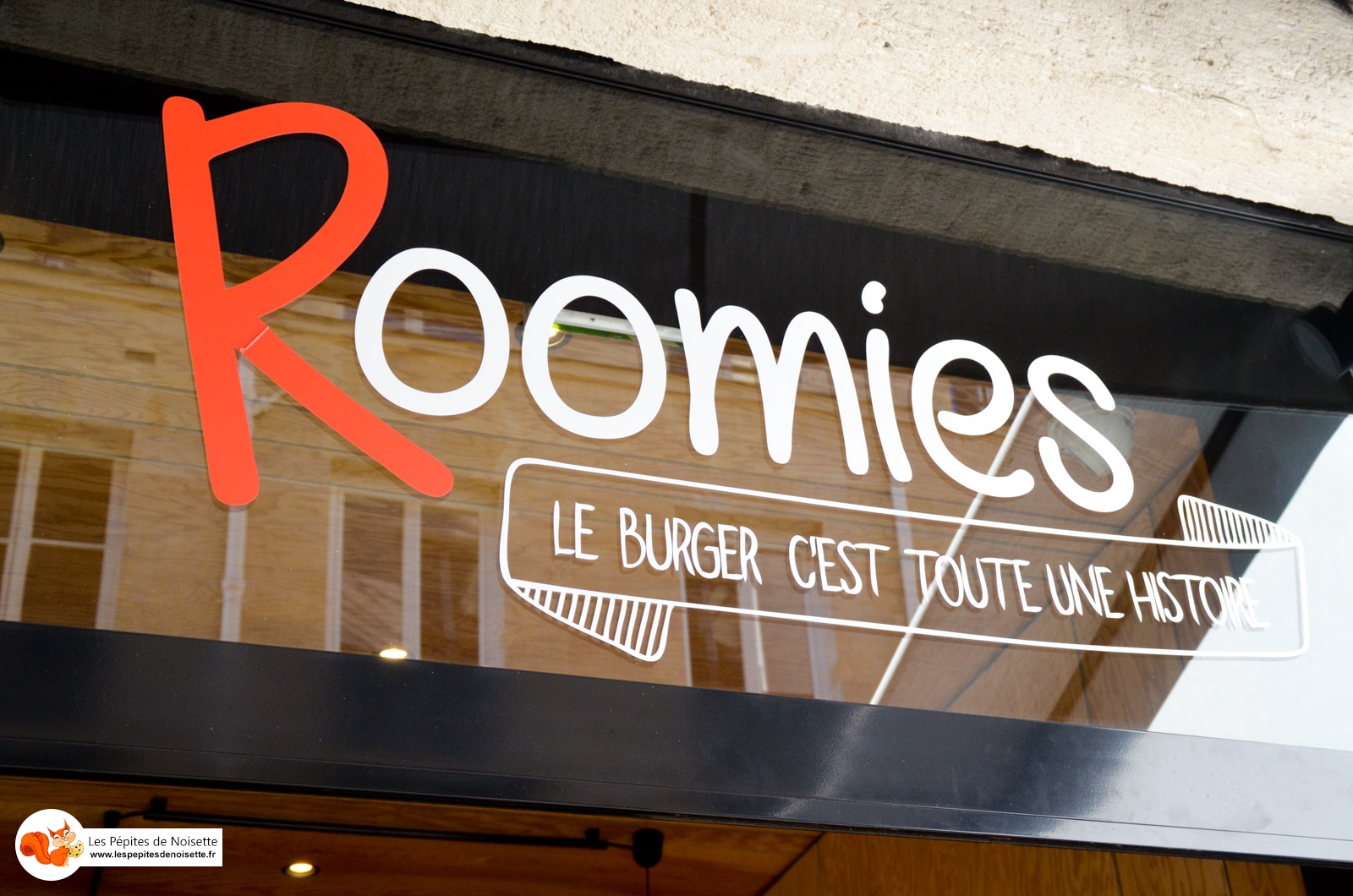 Roomies et le Burger de Noisette - Les Pépites de Noisette