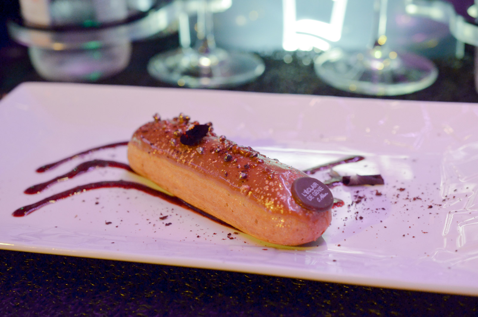 Le Bus Toqué : la meilleure table itinérante de Paris ! - Les Pépites ...