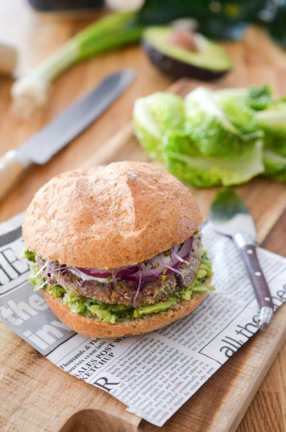 Veggie Burger aux haricots rouges et guacamole - Les Pépites de Noisette