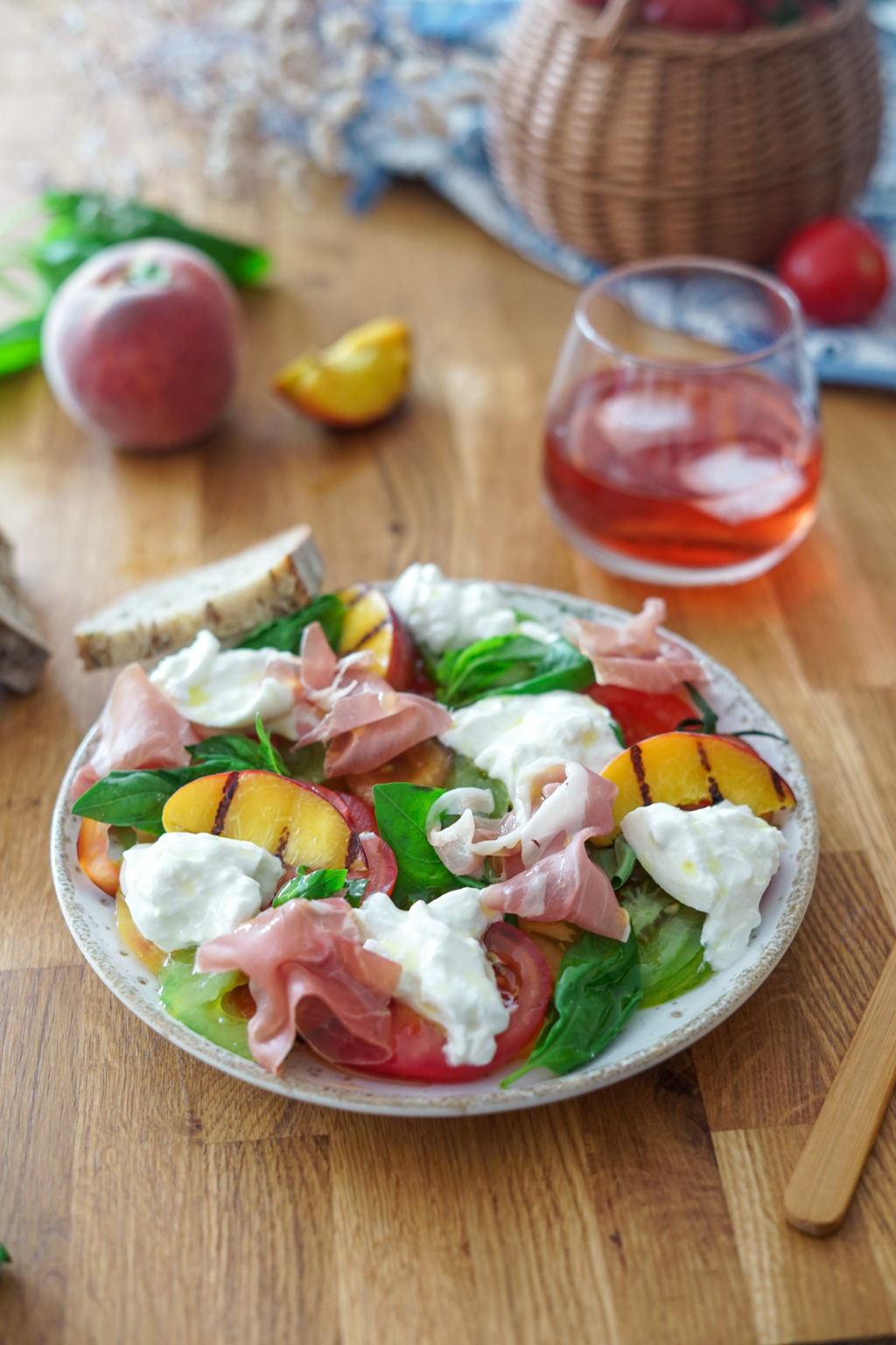 Salade de tomates à la burrata - Les Pépites de Noisette
