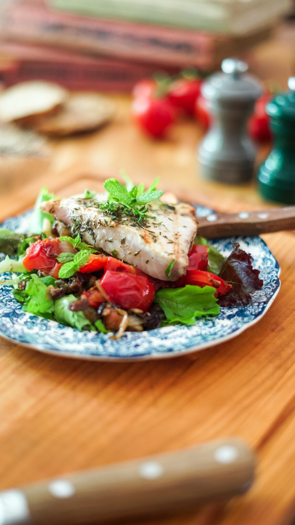 Espadon grillé sauce aux tomates et aux câpres - Les Pépites de Noisette